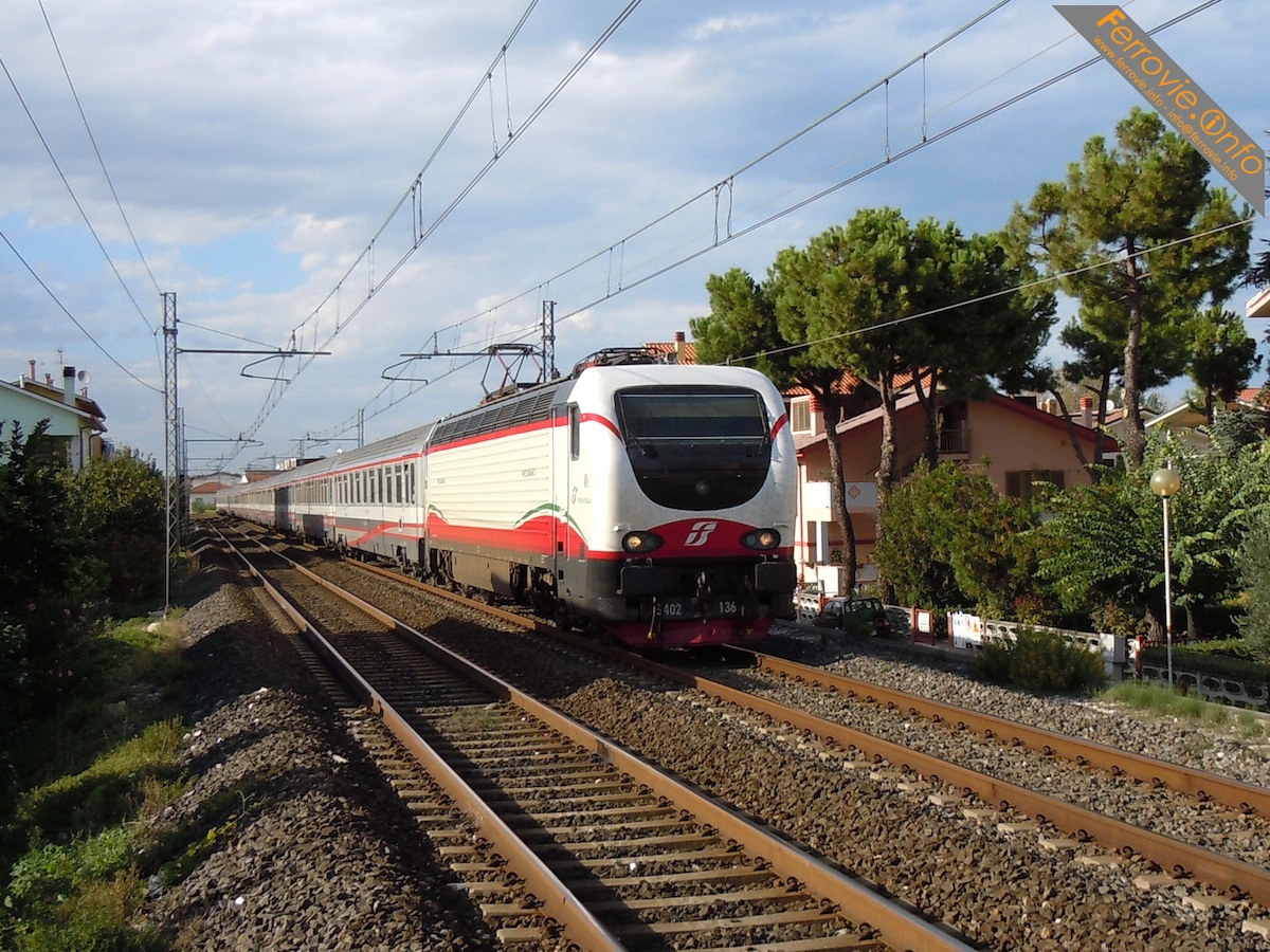 E.402B - Livrea Frecciabianca - E.402B.164 - FotoFerrovie.Info