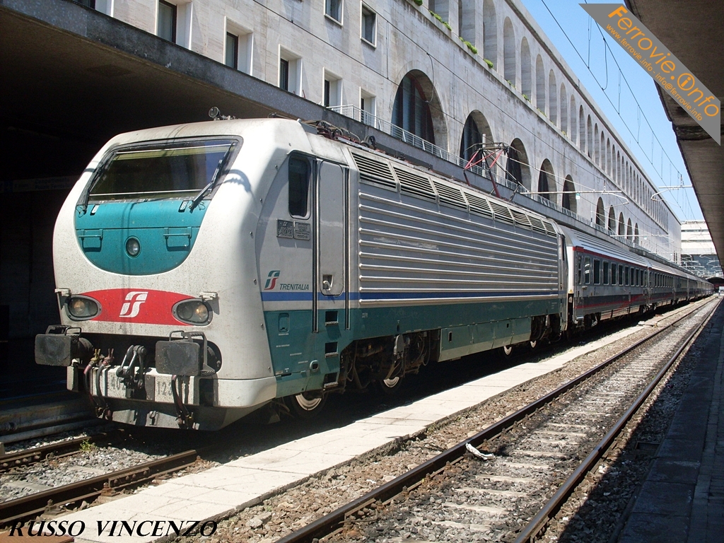 E.402B - Livrea XMPR - E.402B.113 - FotoFerrovie.Info