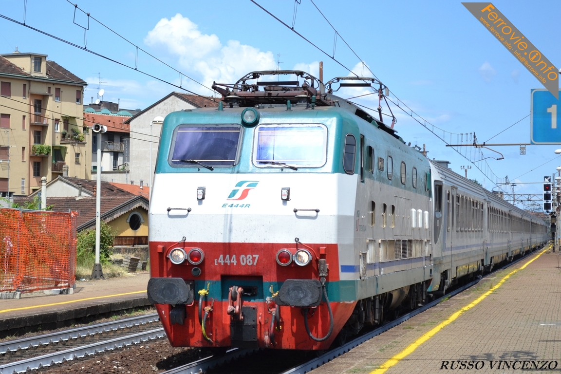 E.444R - Livrea Xmpr 2 - E.444R.087 - FotoFerrovie.Info