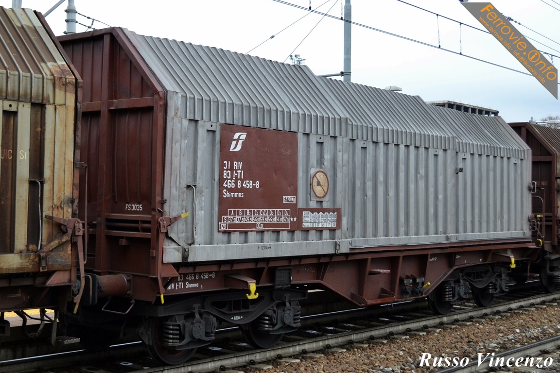 Shimmns - 31 RIV 83 FS 466 8 151-9 Shimmns - FotoFerrovie.Info