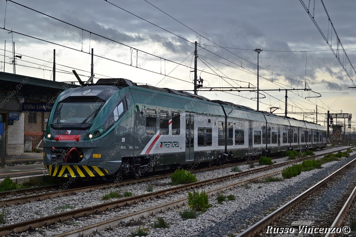 ETR 526 - ETR 526 Trenord interni - FotoFerrovie.Info