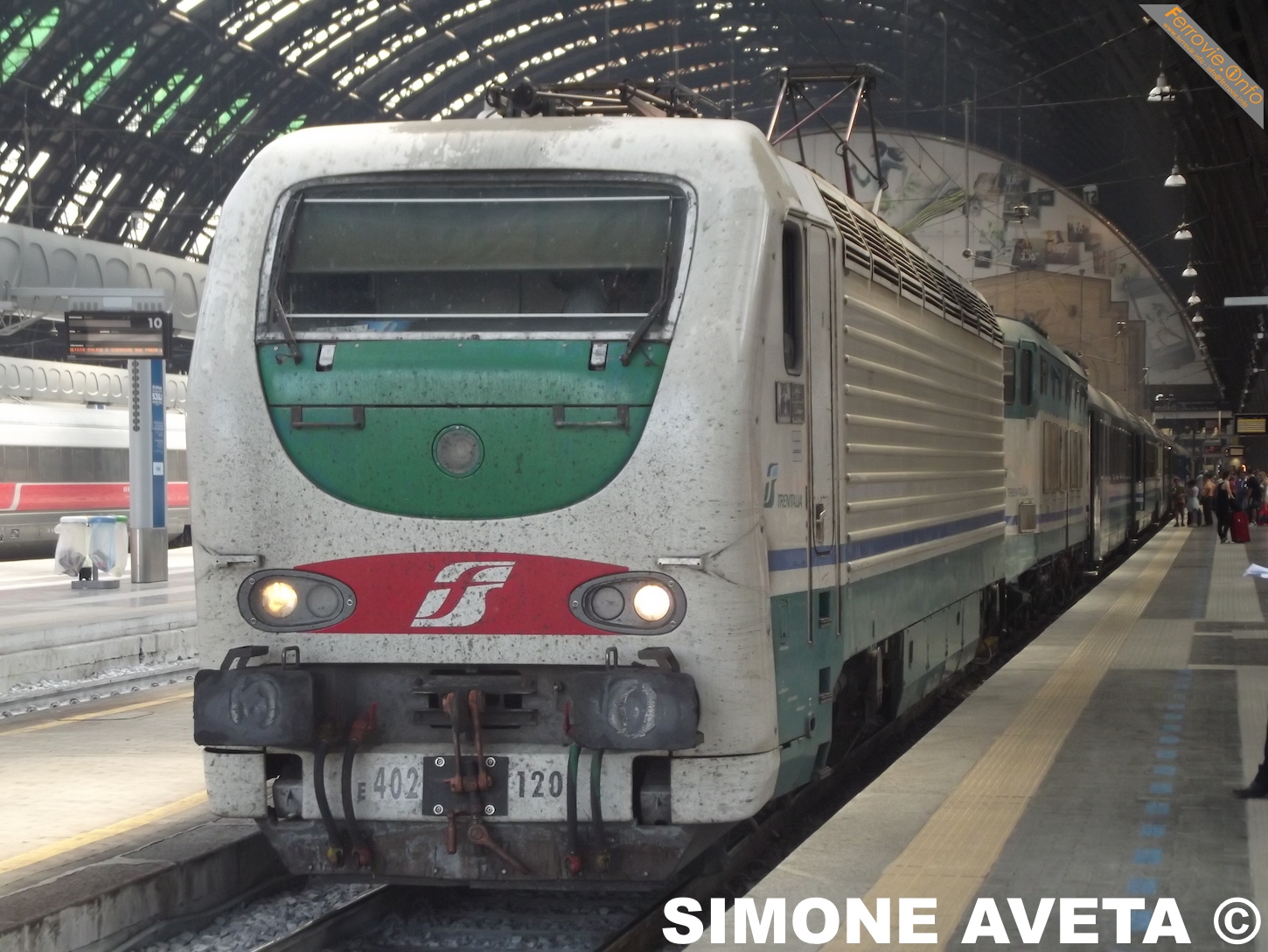 E.402B - Livrea XMPR - E.402B.113 - FotoFerrovie.Info