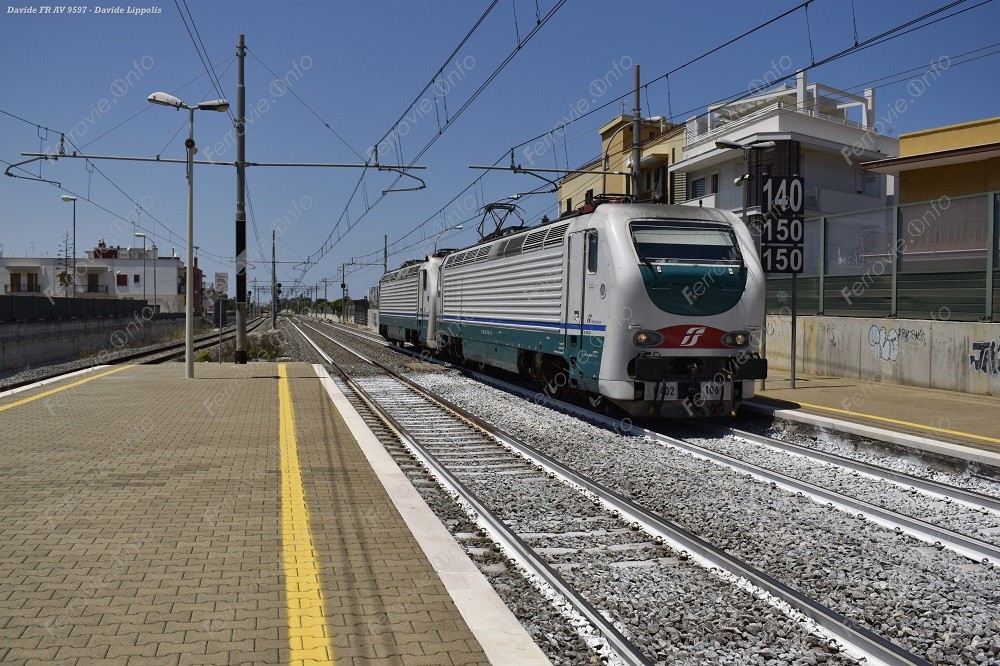 E.402B - Livrea XMPR - E.402B.134 - FotoFerrovie.Info
