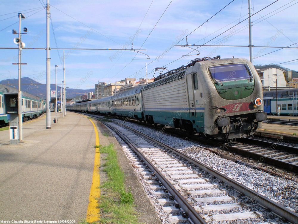 E.402B - Livrea XMPR - E.402B.133 - FotoFerrovie.Info