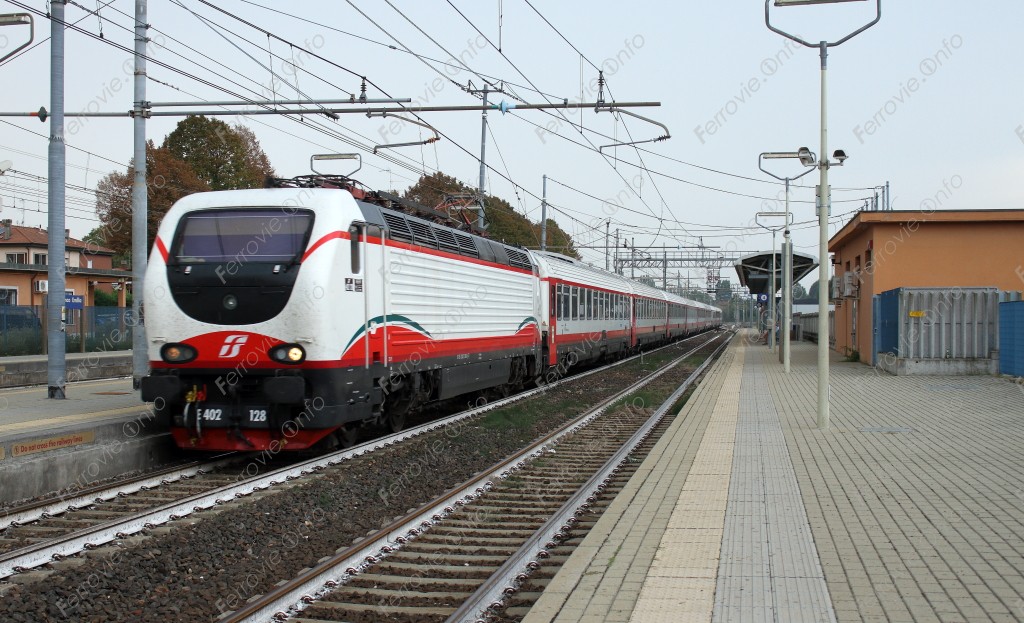E.402B - Livrea Frecciabianca - E.402B.138 - FotoFerrovie.Info